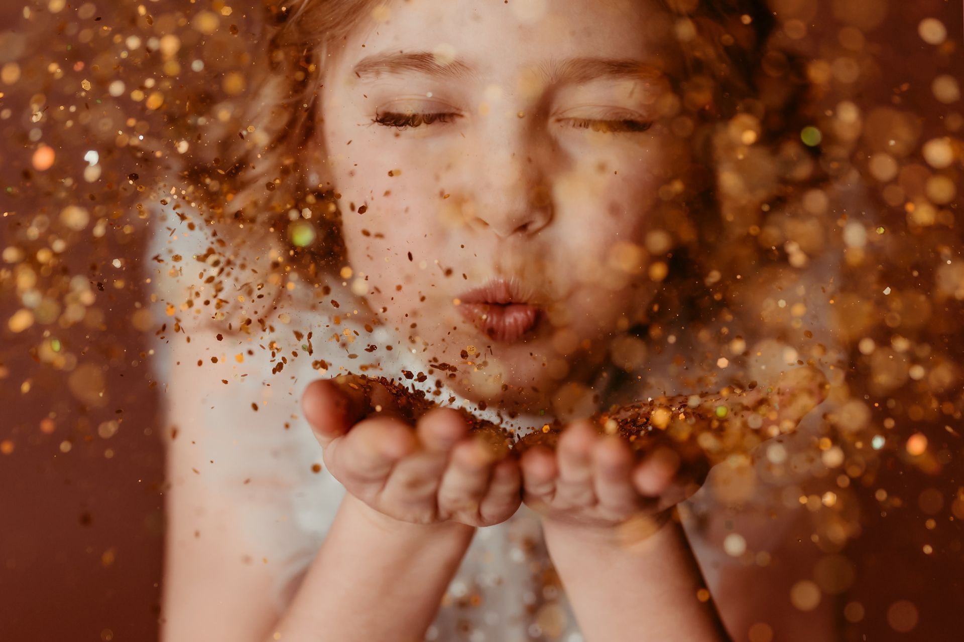 All That Glitters: Studio Glitter Photography Sessions with Amber Walder
