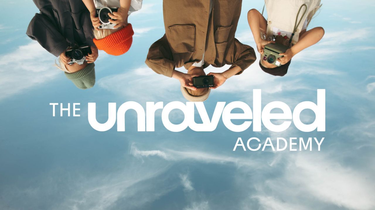 Unraveled Academy | Laid-Back Online Photography School for Creatives